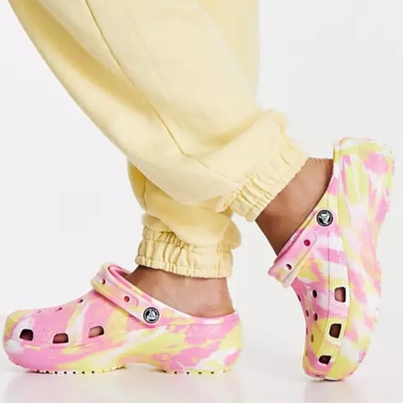 CROCS | Shoes | Crocs Womens Classic Platform Marbled Clogs Pink Lemonade | Poshmark